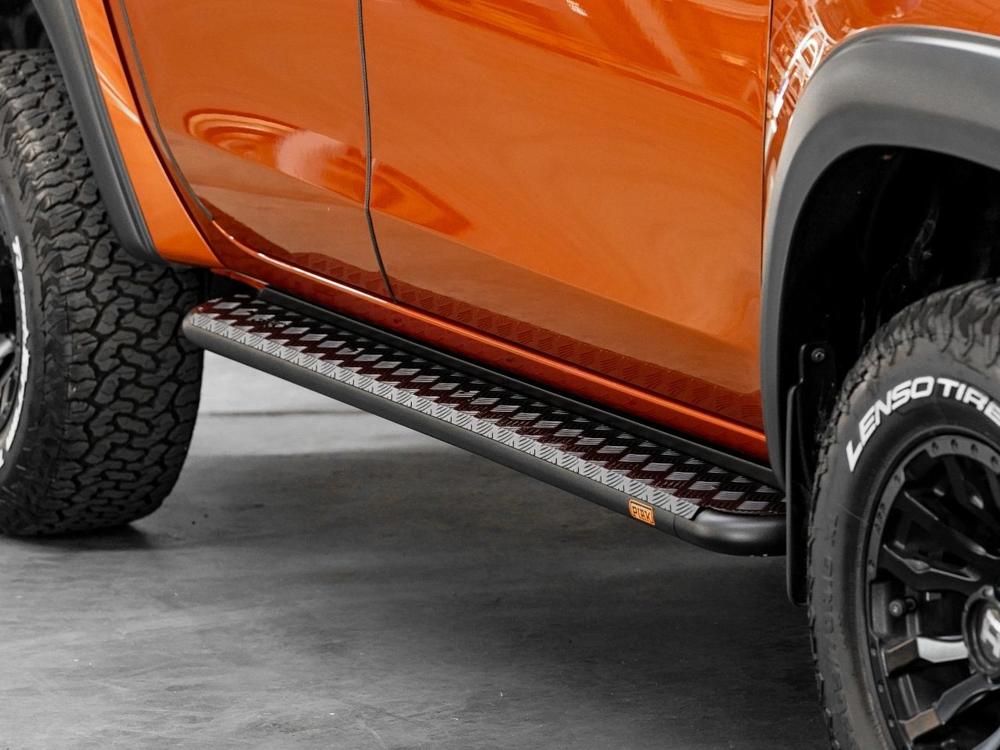 Side Step (Can use for rails, Black) to suit Mitsubishi Triton MR (11 ...